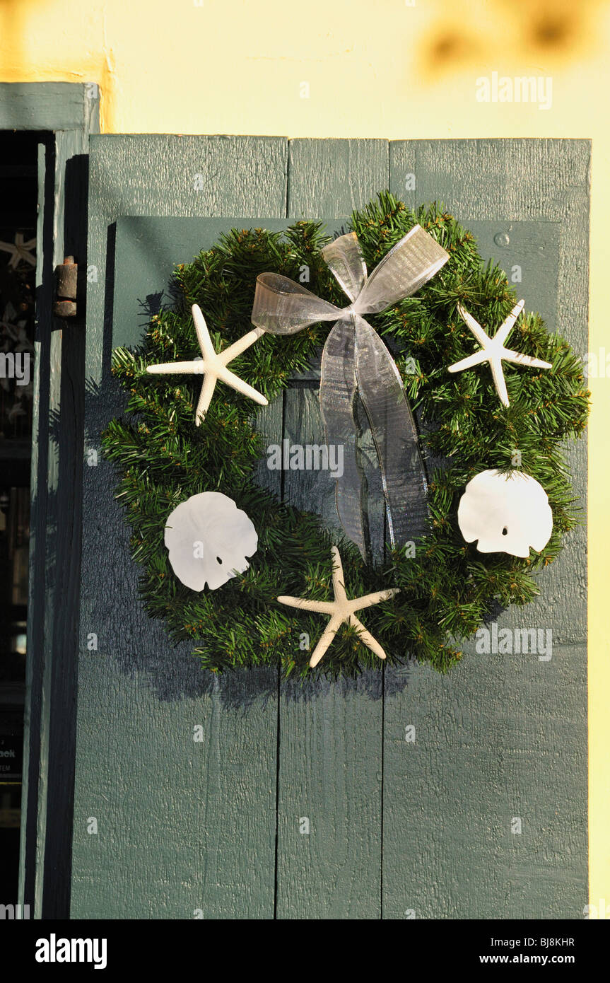 Wreath Of Shells High Resolution Stock Photography and Images - Alamy