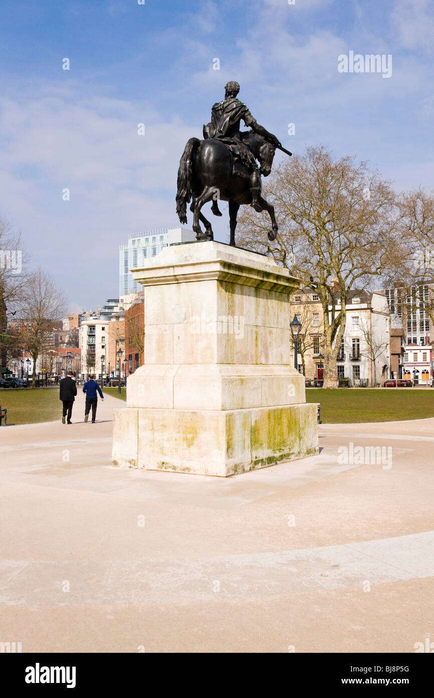 Queens square bristol hi-res stock photography and images - Alamy