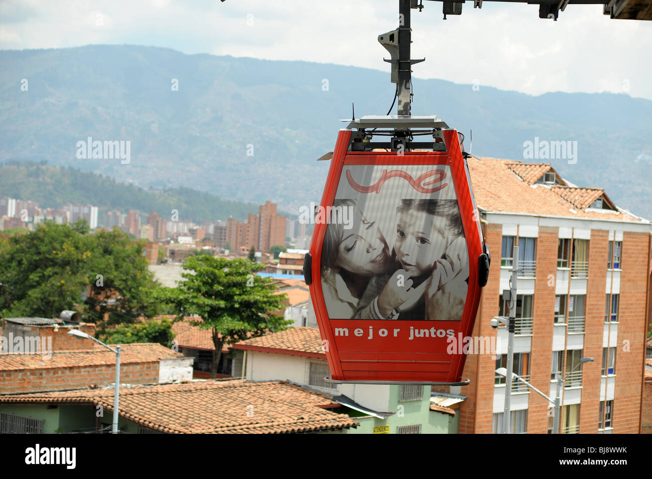 Medellin cable car hi-res stock photography and images - Alamy