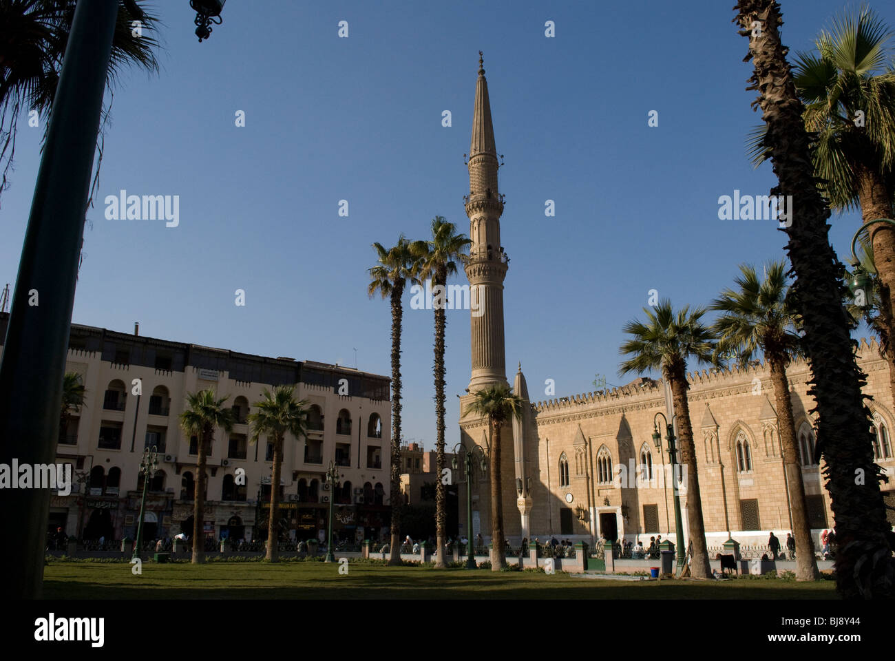 Al hussein mosque hi-res stock photography and images - Alamy
