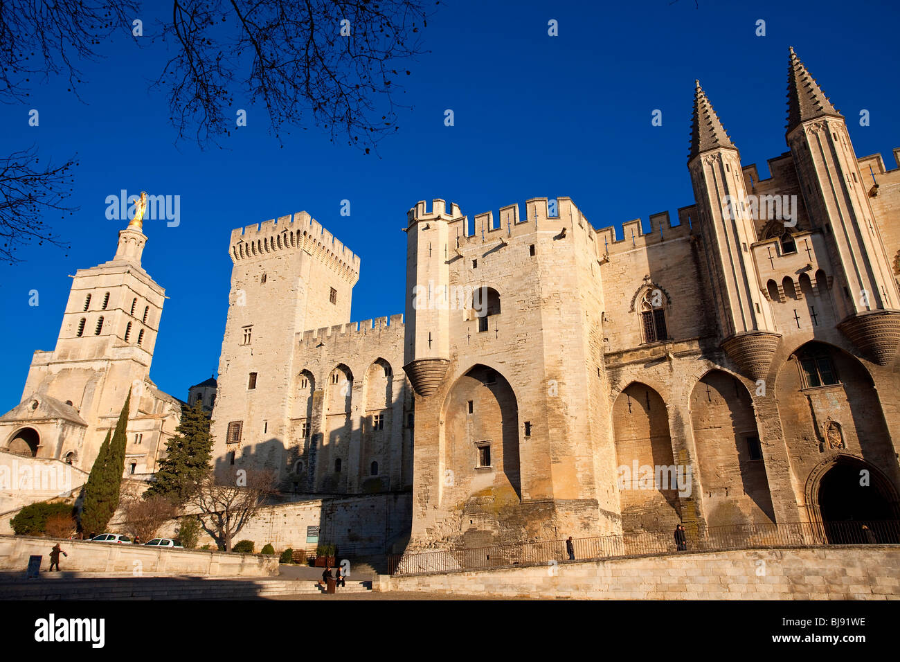 Palais des papes hi-res stock photography and images - Alamy