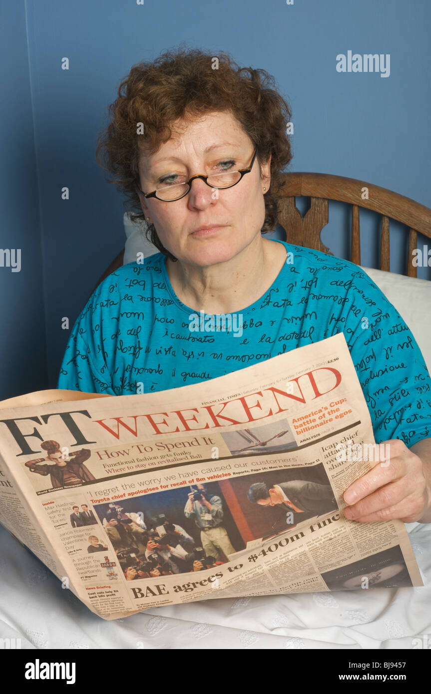 Financial times newspaper front page hi-res stock photography and ...