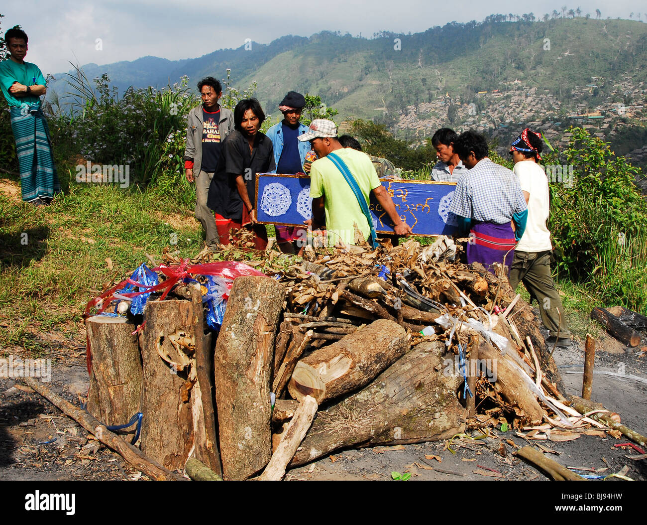 coffin being placed on cremation pyre , umpium refugee camp(thai ...