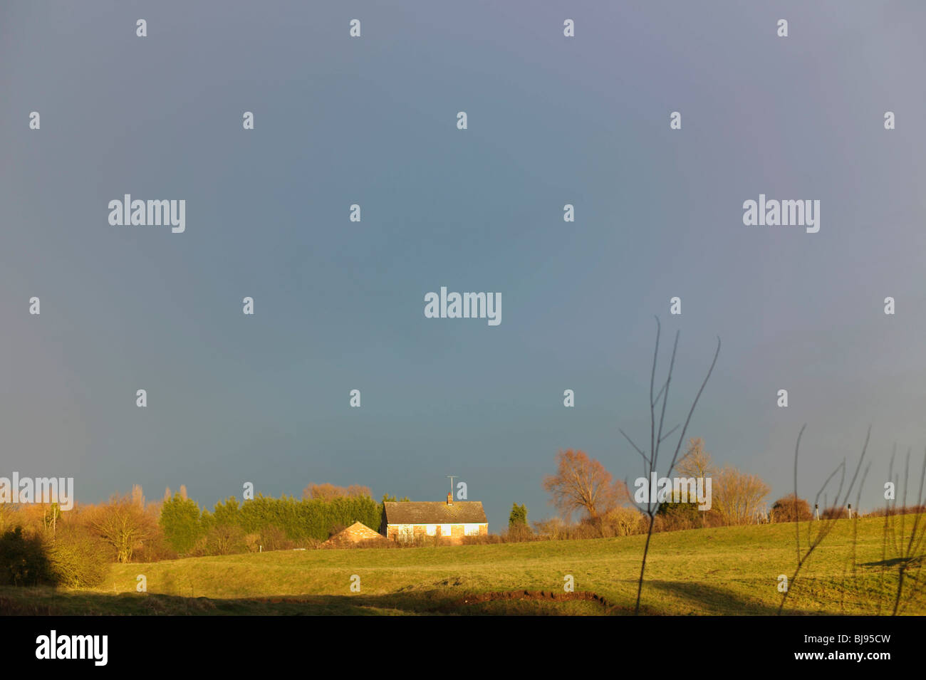 detached house exterior view Stock Photo - Alamy