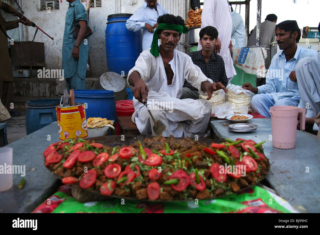 Butcher Curry Fowara Pakistan Punjab Rawalpindi Stock Photo - Alamy