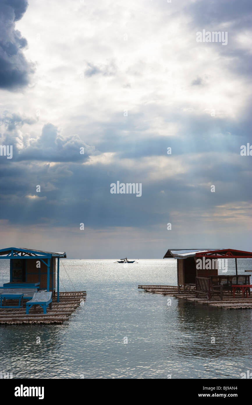 Bamboo raft philippines hi-res stock photography and images - Alamy