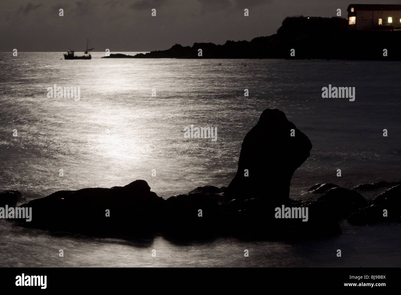 Cornwall by night hi-res stock photography and images - Alamy