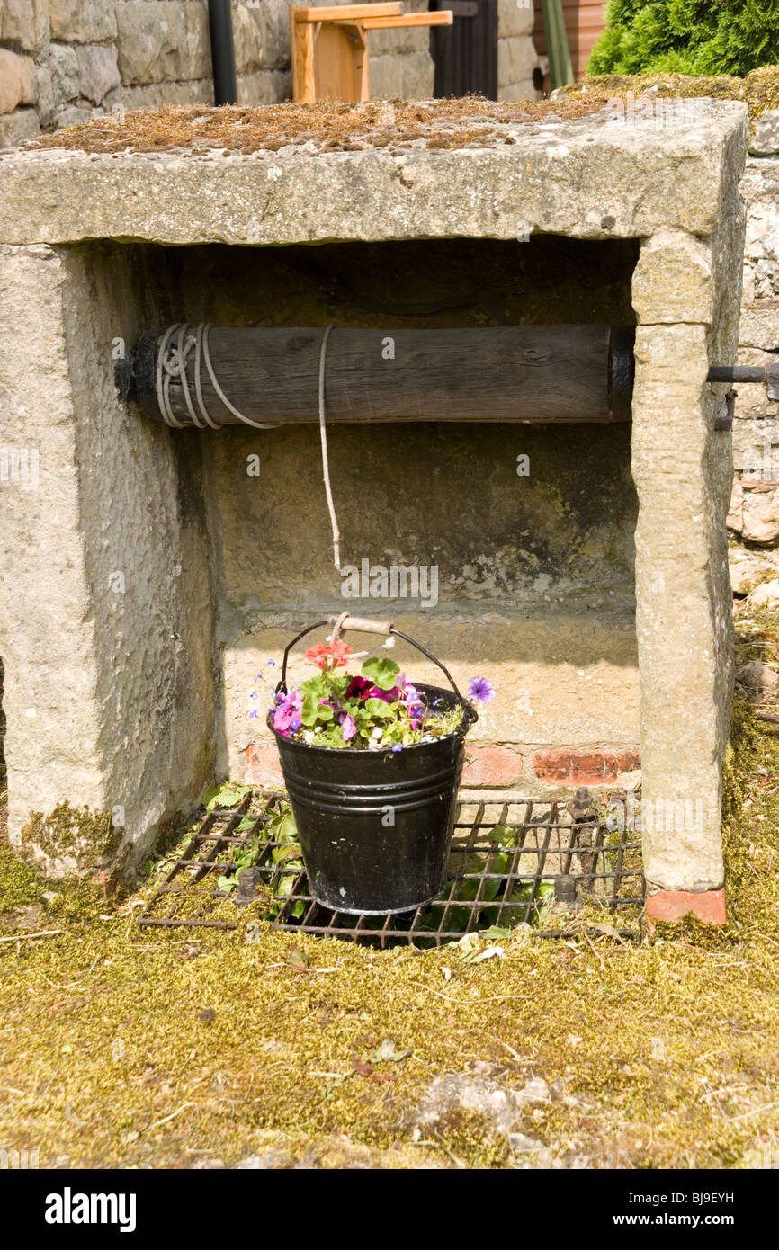 Well Dressing at Elmton, Derbyshire Stock Photo - Alamy