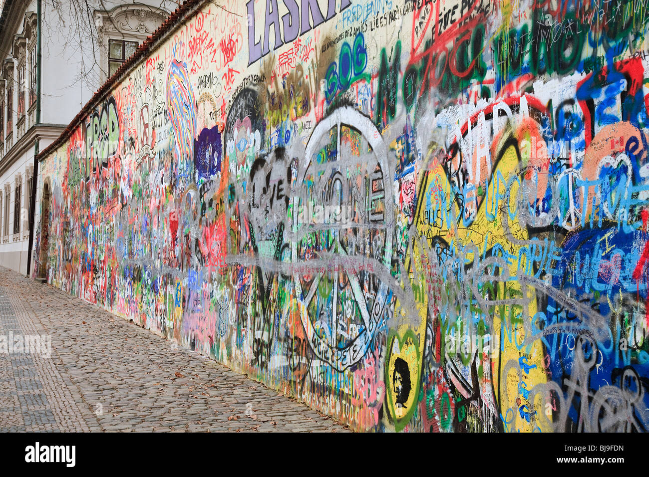 Graffiti prague hi-res stock photography and images - Alamy