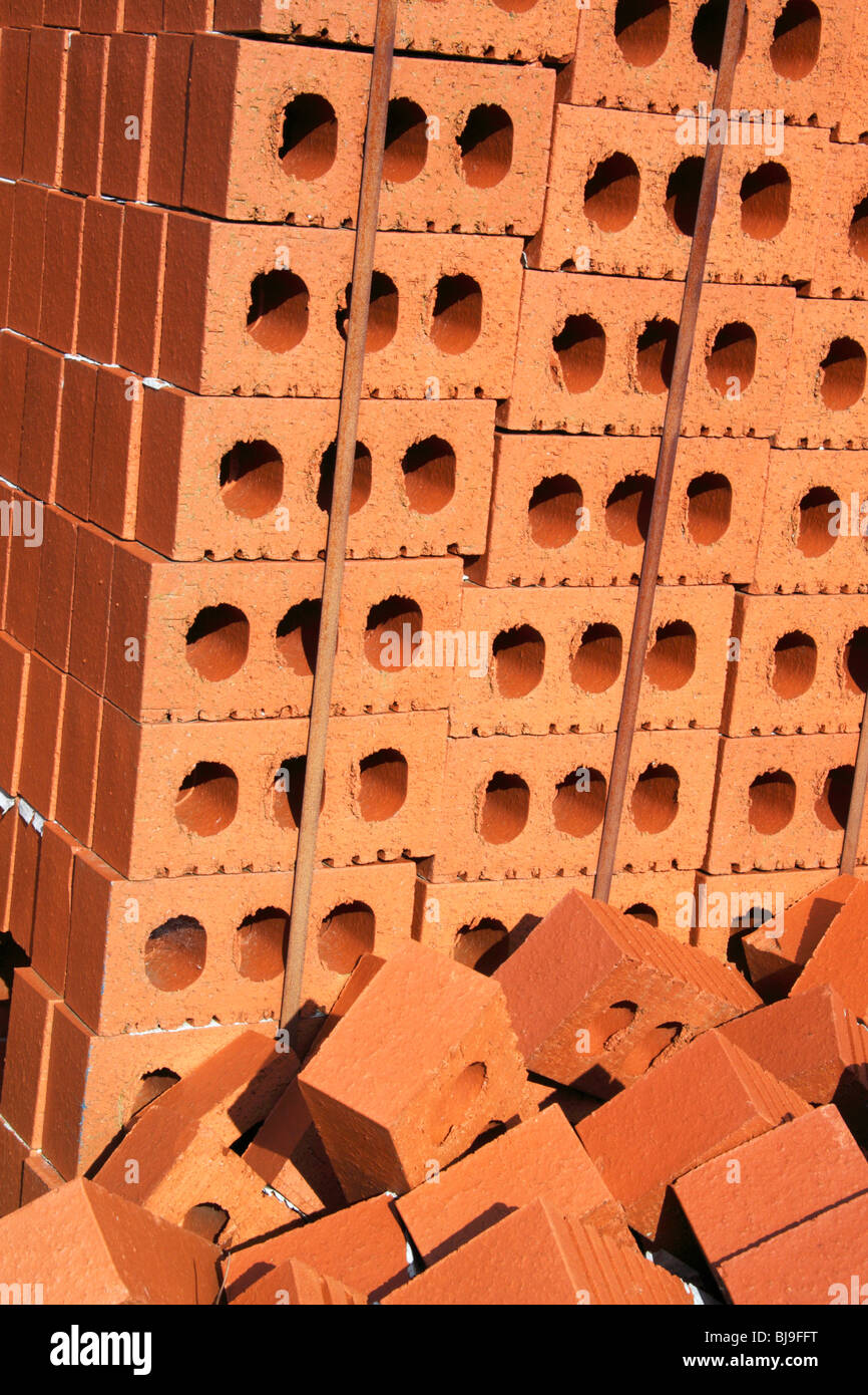 Bricks on building site hi-res stock photography and images - Alamy