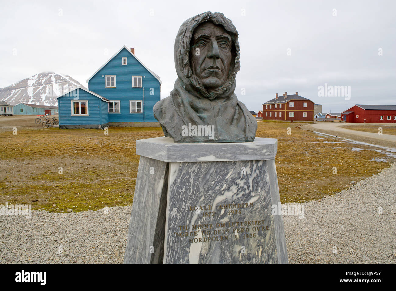 Monument roald amundsen hi-res stock photography and images - Alamy