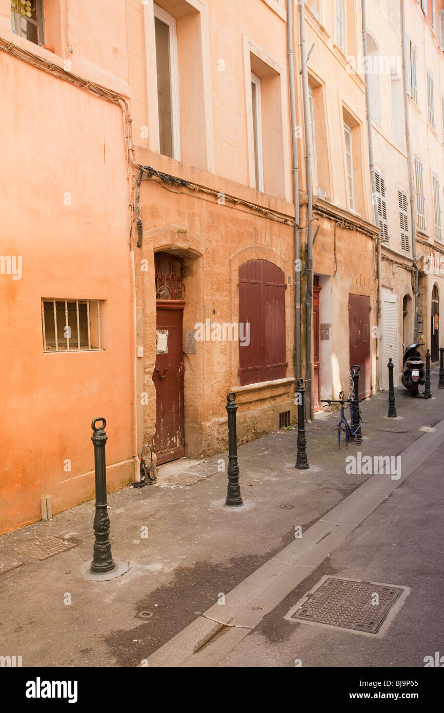 Aix en provence street hi-res stock photography and images - Alamy