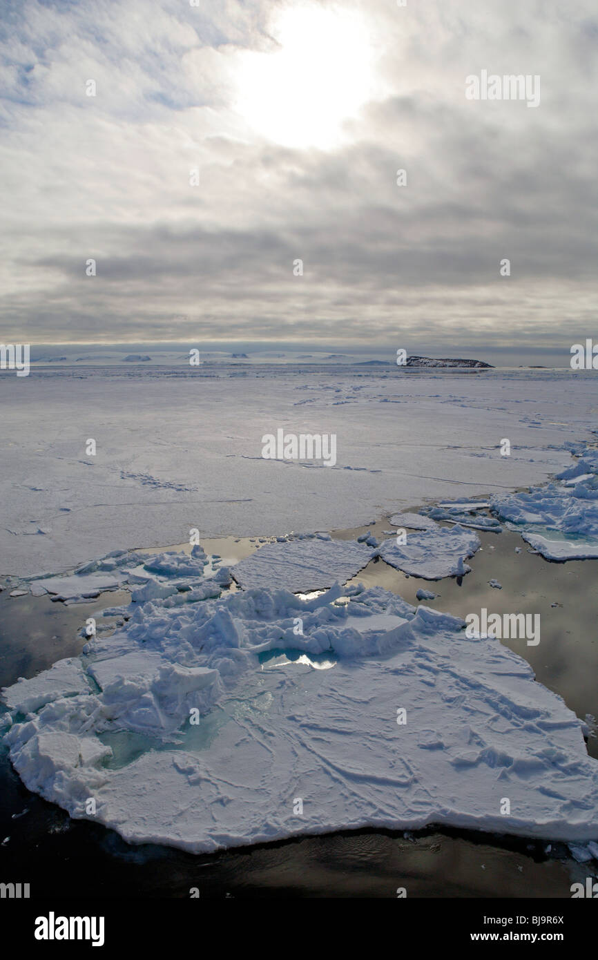 Sea ice, Spitsbergen (Svalbard), Norwegian Arctic Stock Photo - Alamy