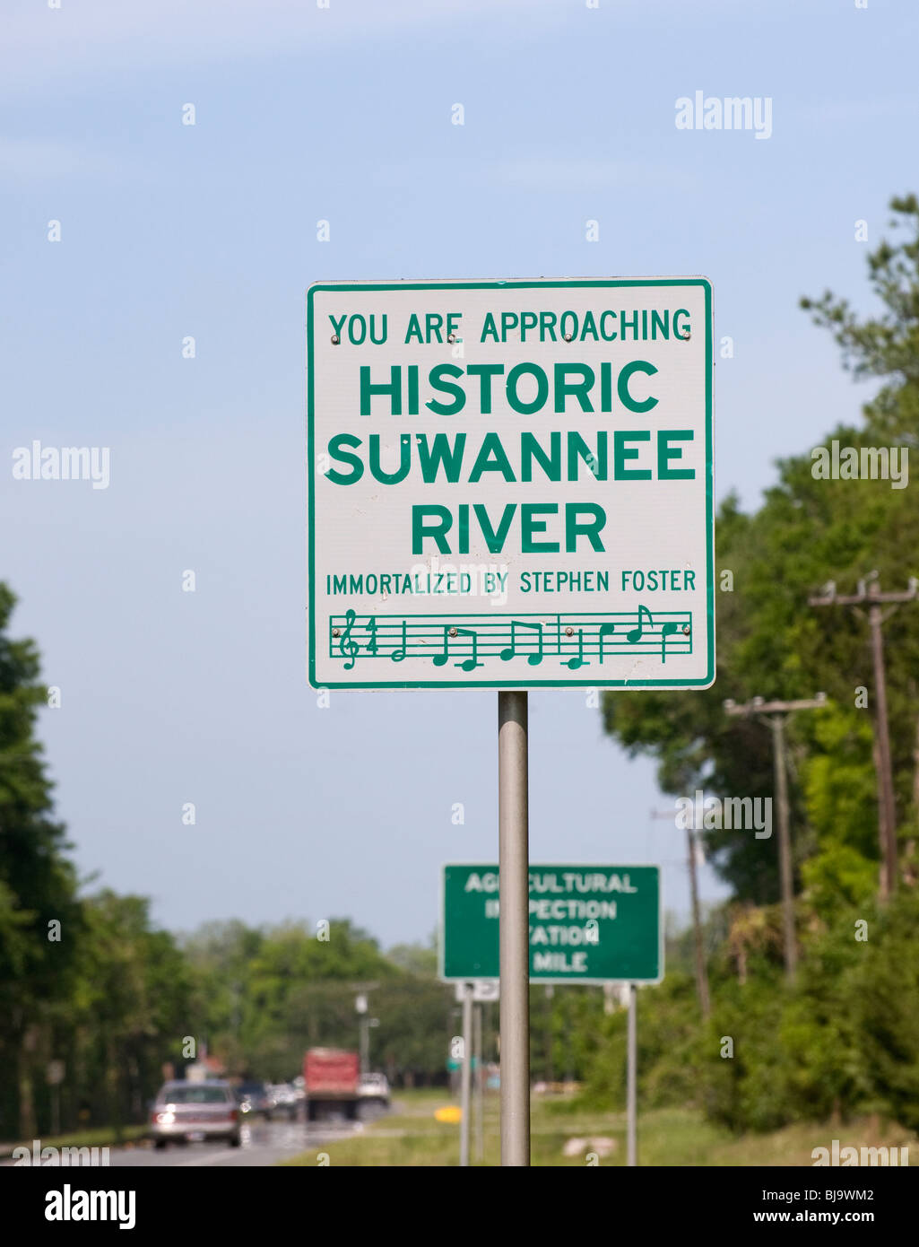 Roadside sign denoting historic Suwannee River at Branford Florida with ...