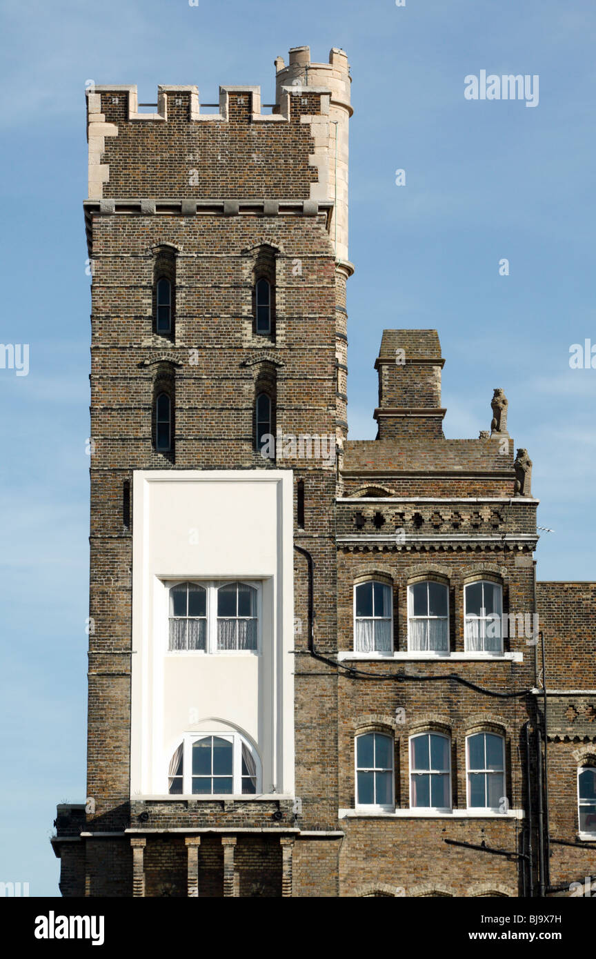 Turreted architecture hi-res stock photography and images - Alamy