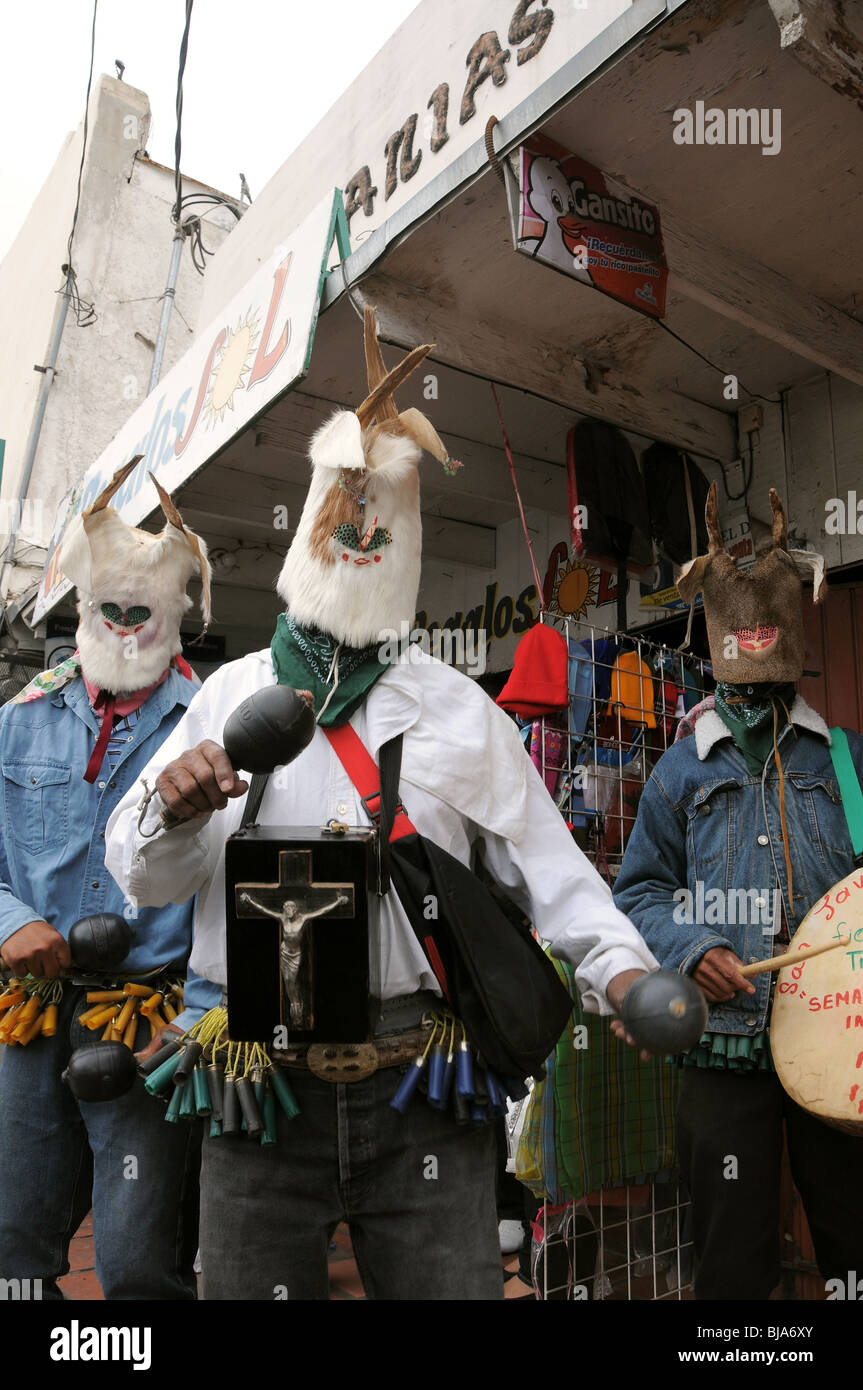 Yaqui tribe hi-res stock photography and images - Alamy