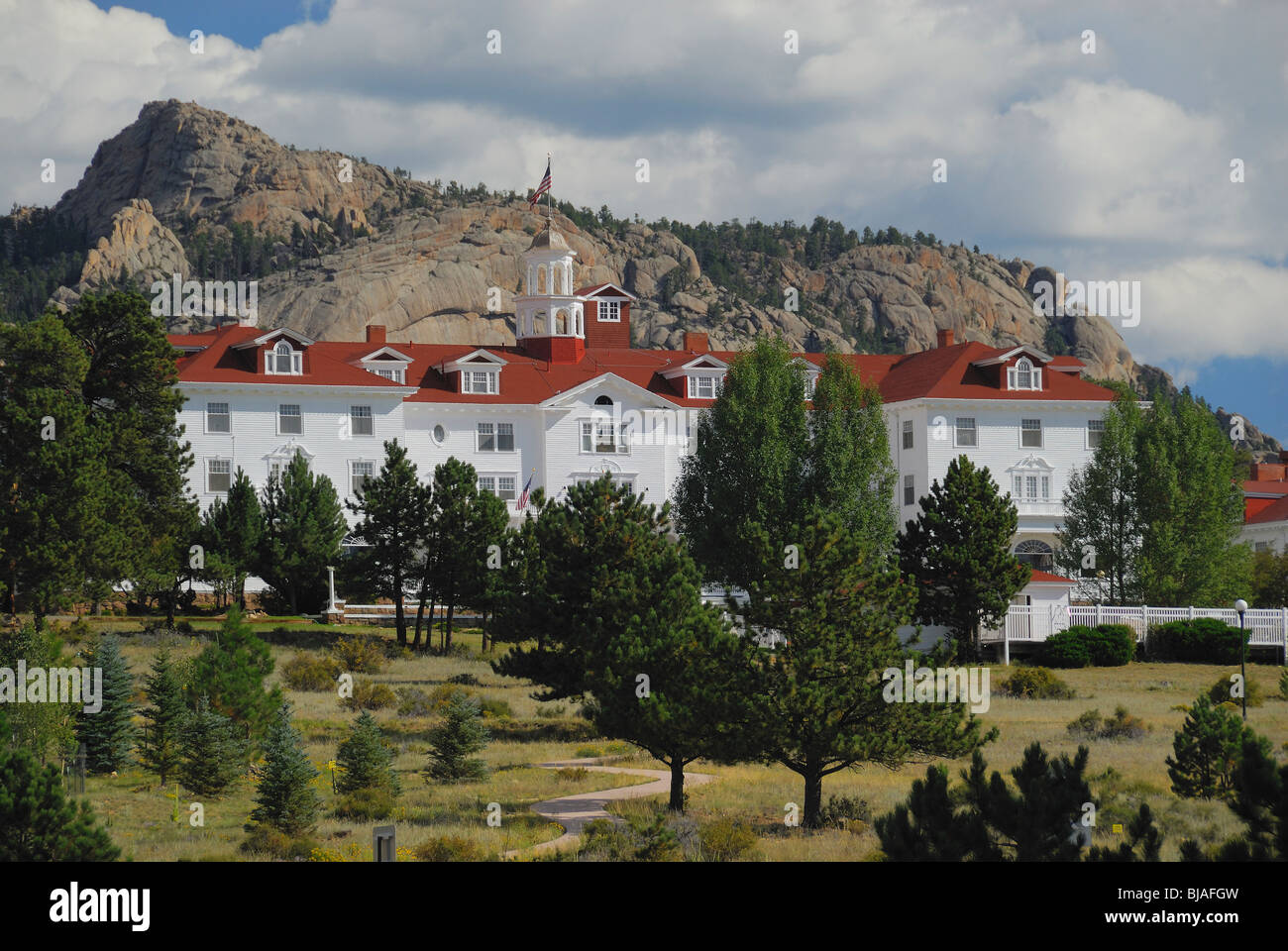 Stanley Hotel in Estes, Rocky Mountain, Colorado, USA Stock Photo - Alamy