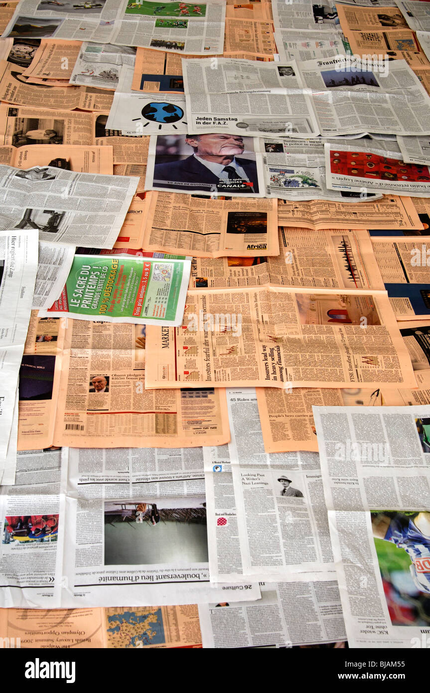 Laid-out pages of diverse newspapers Stock Photo - Alamy