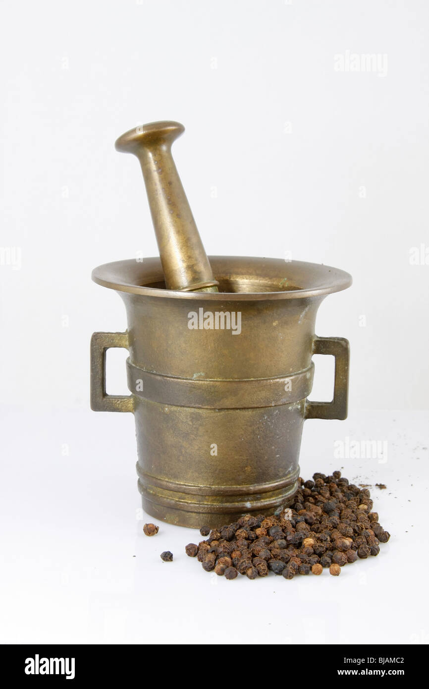 Bronze mortar hi-res stock photography and images - Alamy