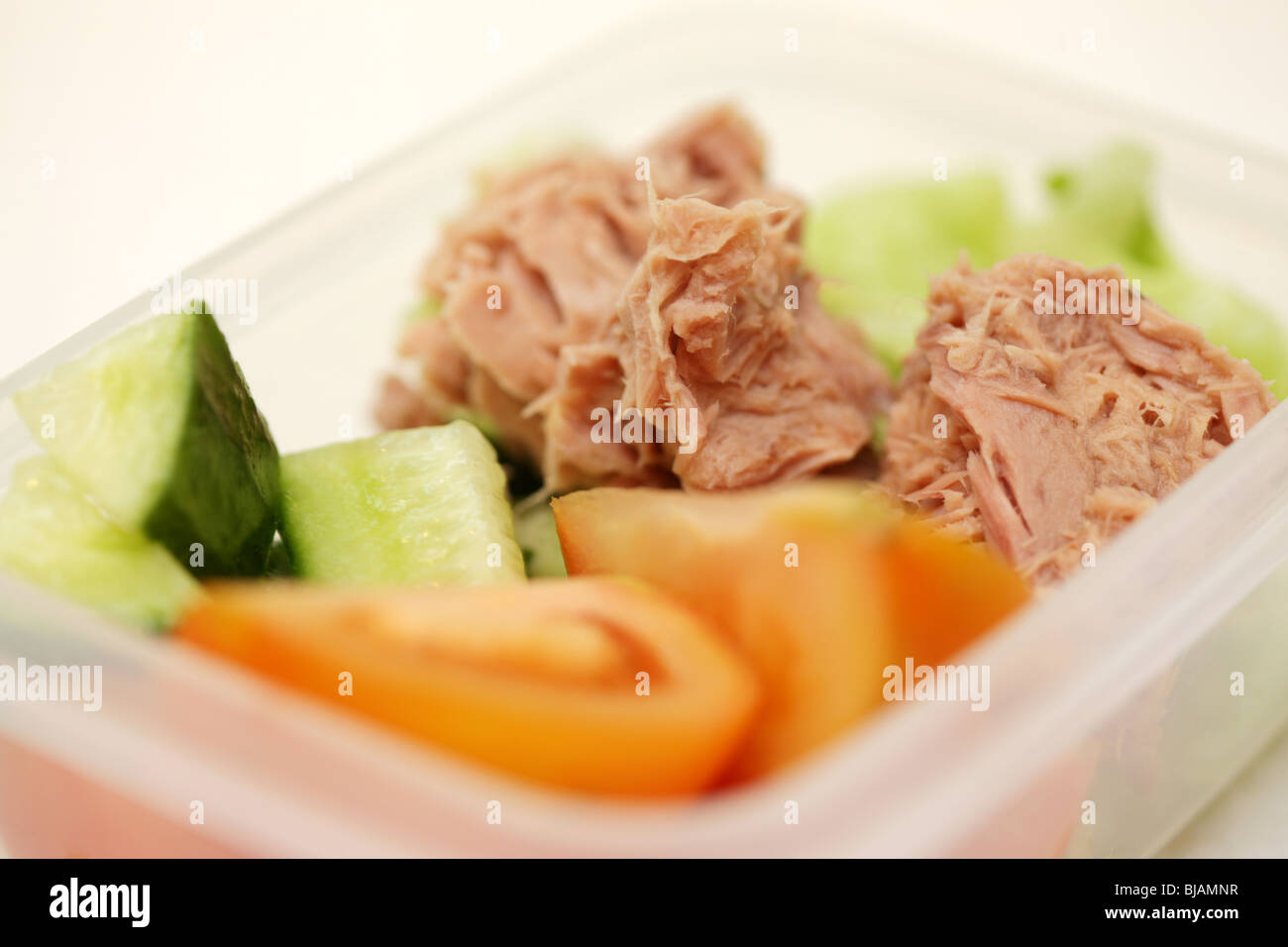 Lunchbox salad hi-res stock photography and images - Alamy