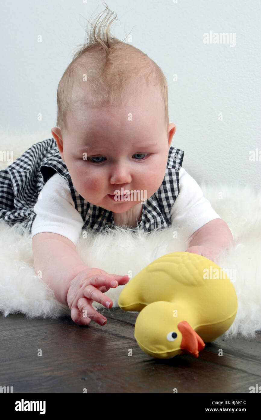 Hand and eye coordination hi-res stock photography and images - Alamy