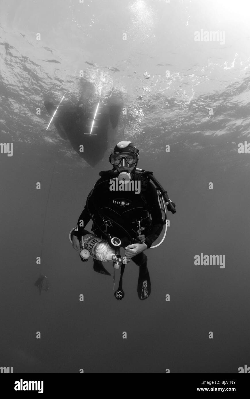 Nitrox diving Black and White Stock Photos & Images - Alamy