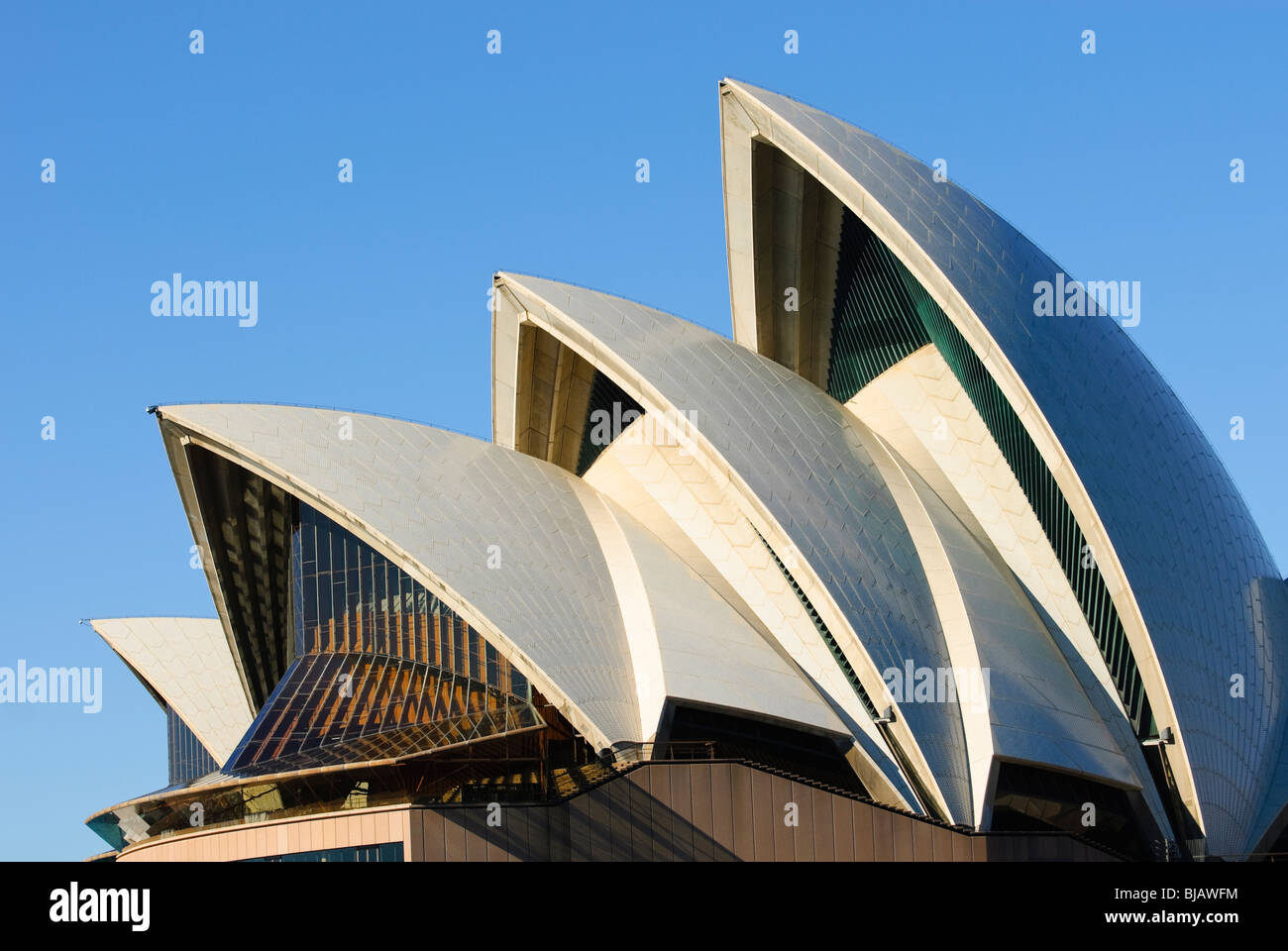 Iconic roof hi-res stock photography and images - Alamy