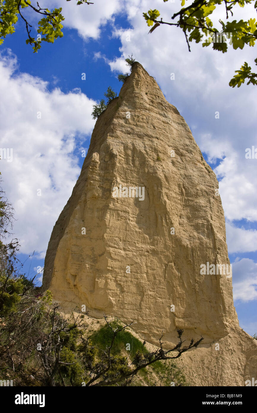 Melnik sand pyramids, stunning geologic formations, erosion, weathering ...