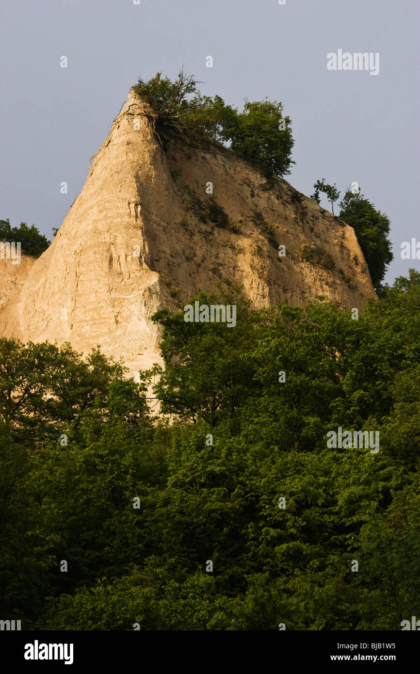 Melnik sand pyramids, stunning geologic formations, erosion, weathering ...