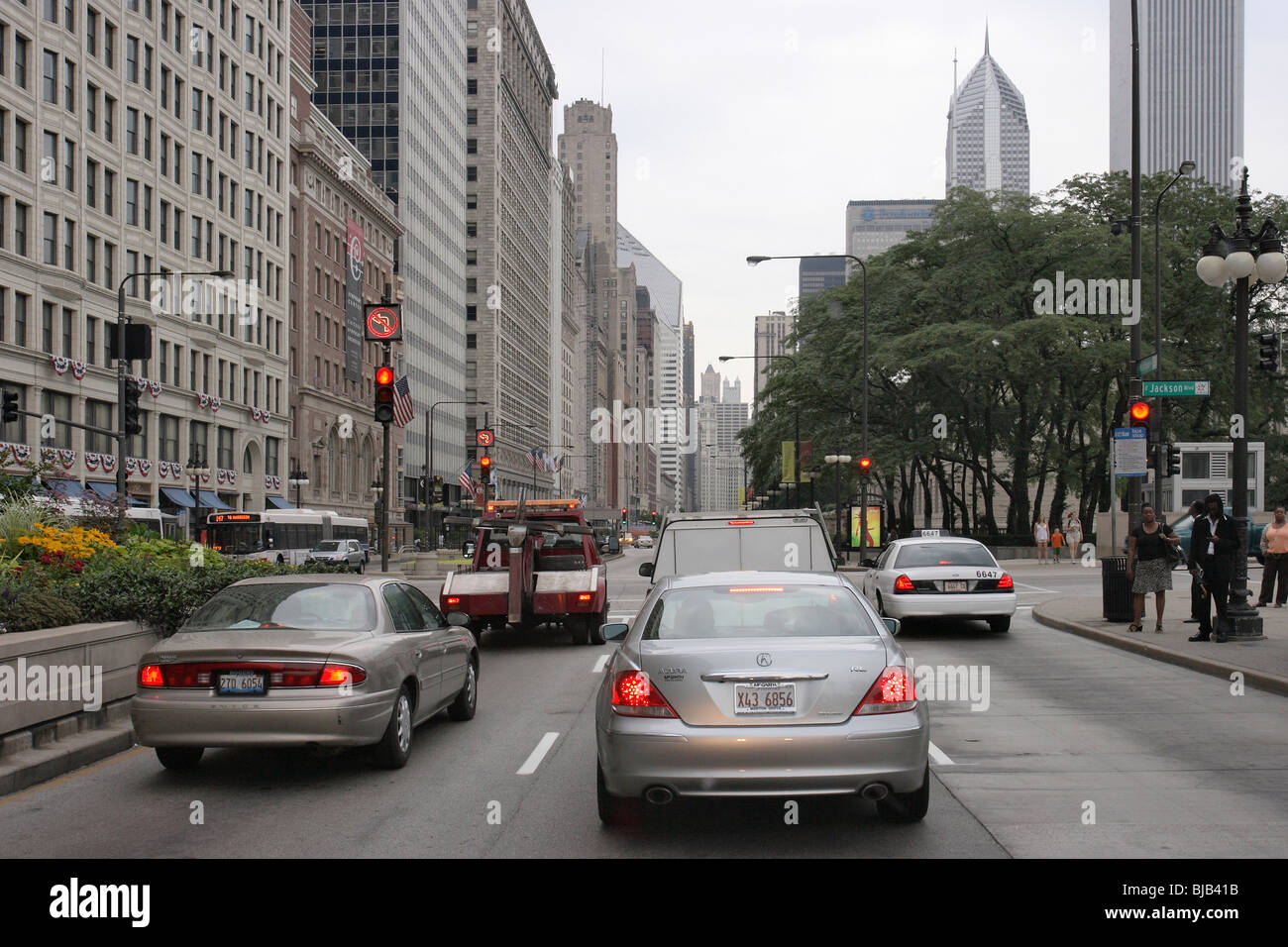 Chicago traffic lights hi-res stock photography and images - Alamy