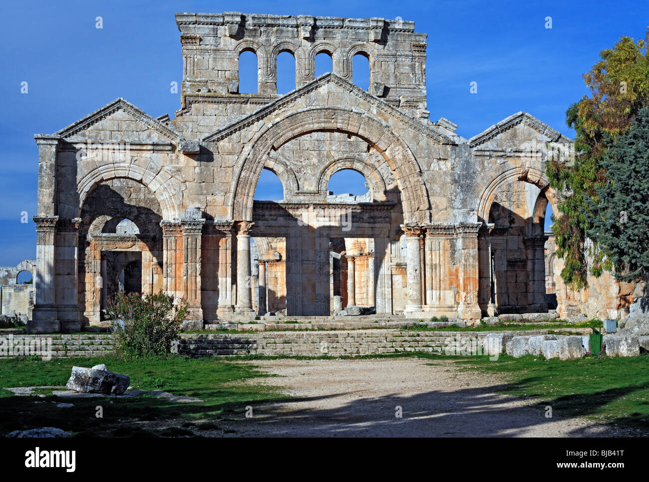 Byzantine church in monastery hi-res stock photography and images - Alamy