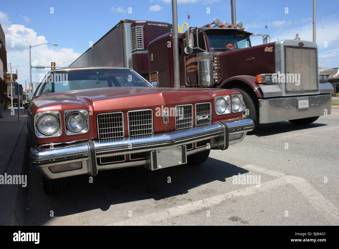 Mcdonalds car park united states hi-res stock photography and images ...