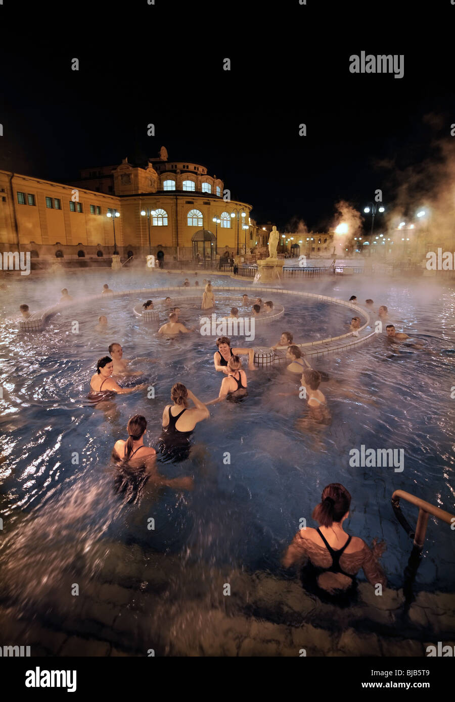 Szechenyi Budapest Winter High Resolution Stock Photography and Images ...