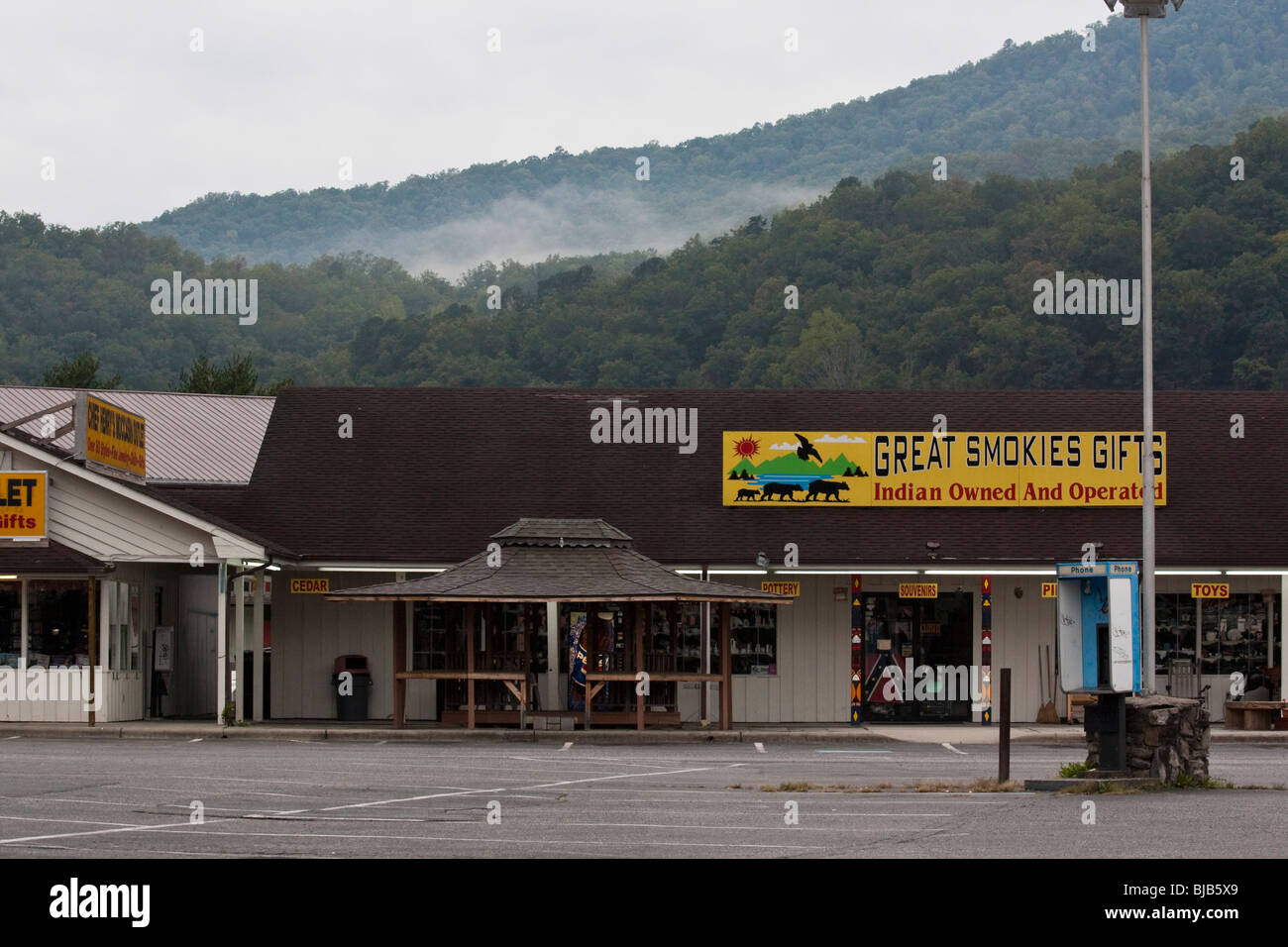Cherokee reservation cherokee north carolina hi-res stock photography ...