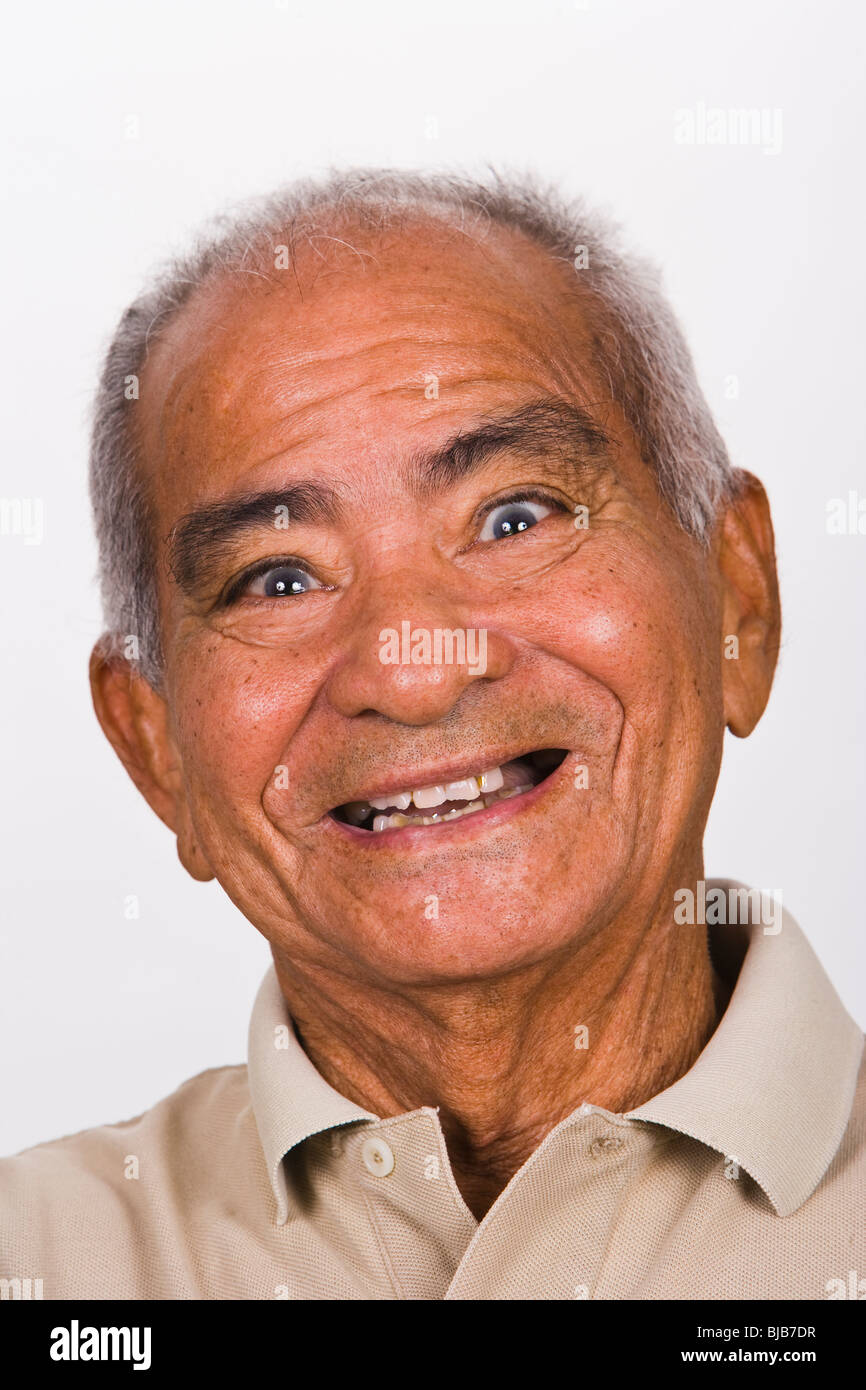 Portrait of Hispanic senior man smiling Stock Photo - Alamy