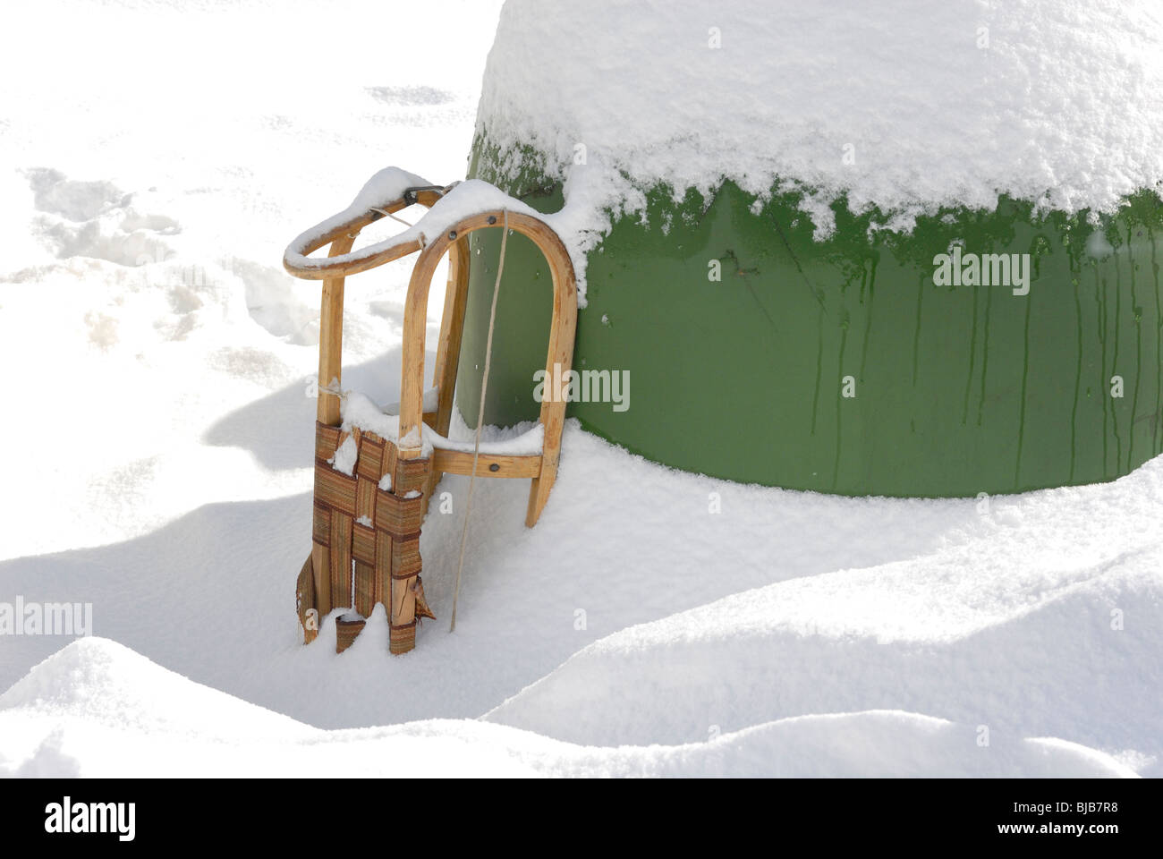 Old sledge hi-res stock photography and images - Alamy