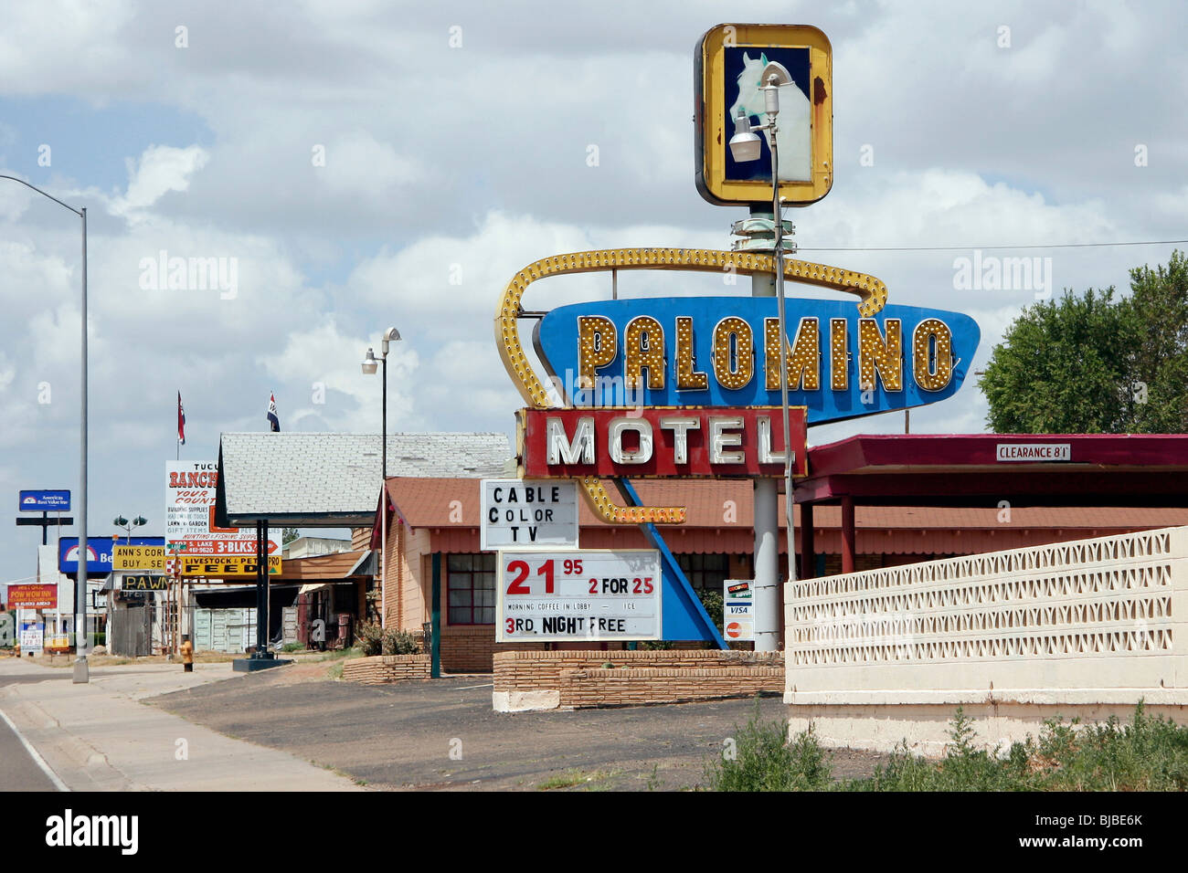 Roadside motel, McLean, USA Stock Photo - Alamy
