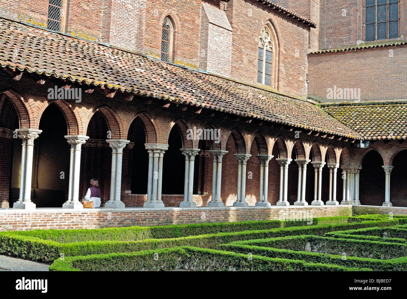 Cloister of the church of the Jacobins, Toulouse, France Stock Photo ...