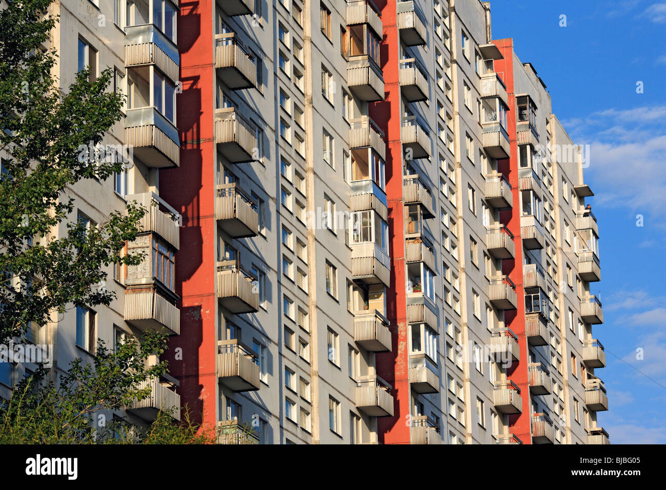 1980s apartment buildings russia hi-res stock photography and images ...