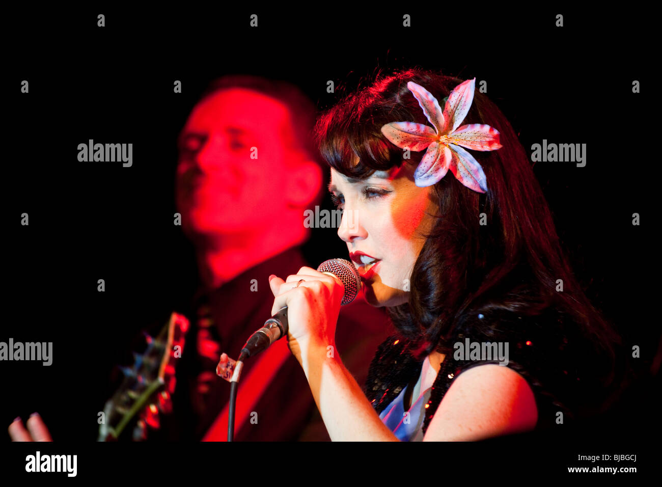 Jennifer Keith, Royal Crown Revue swing band performing at the Cairo ...