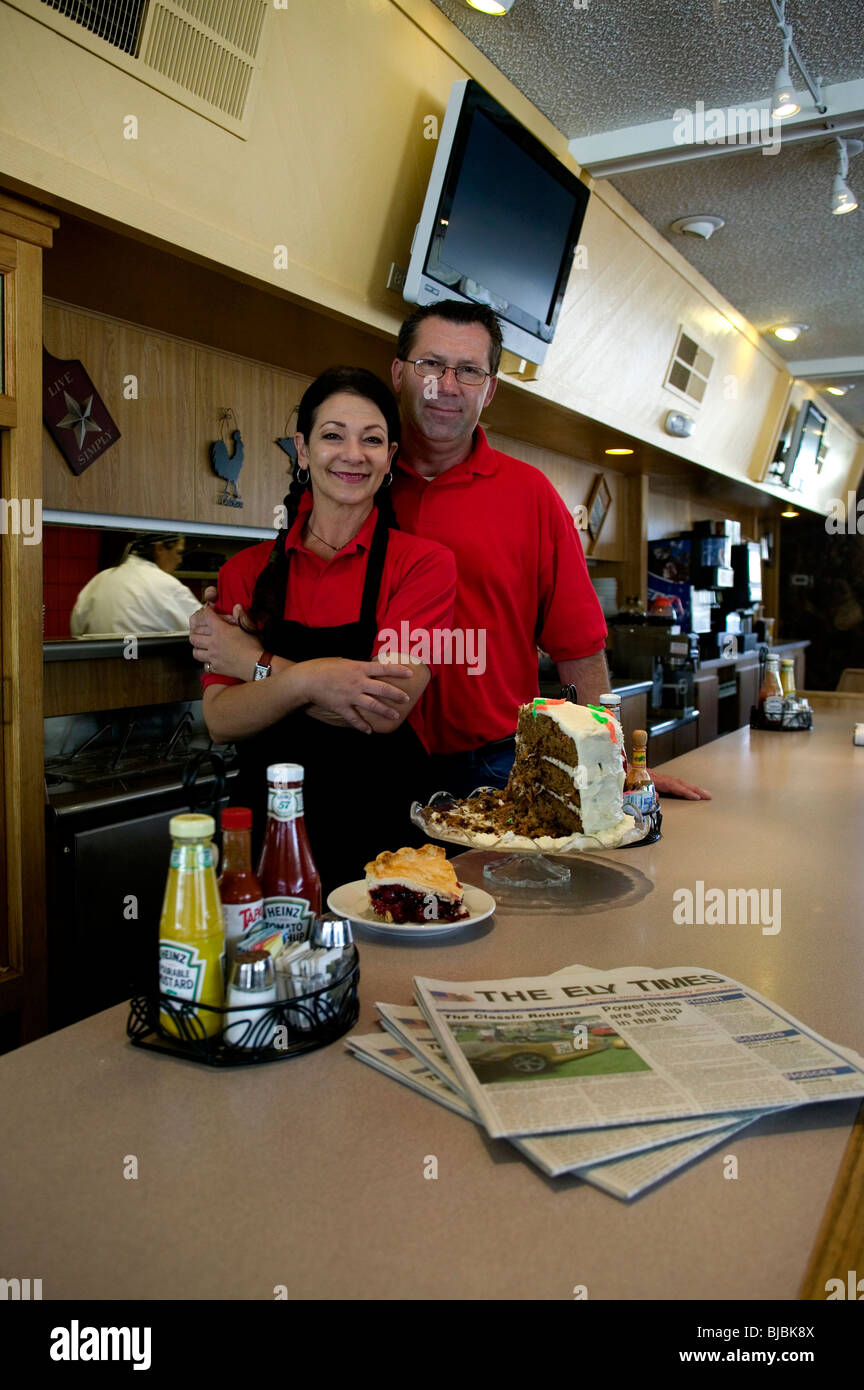 Diner owners hi-res stock photography and images - Alamy
