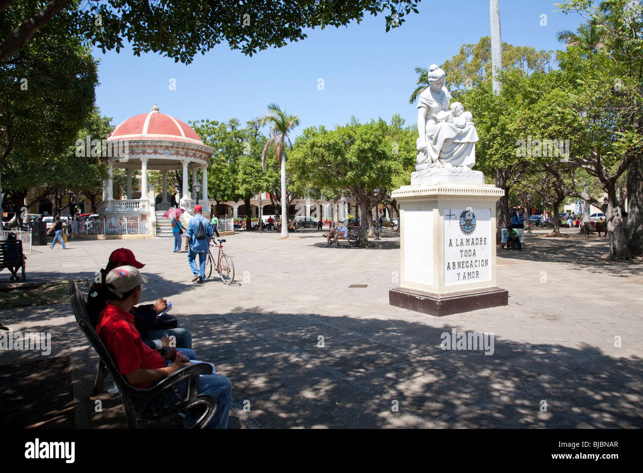 Zocalo granada hi-res stock photography and images - Alamy