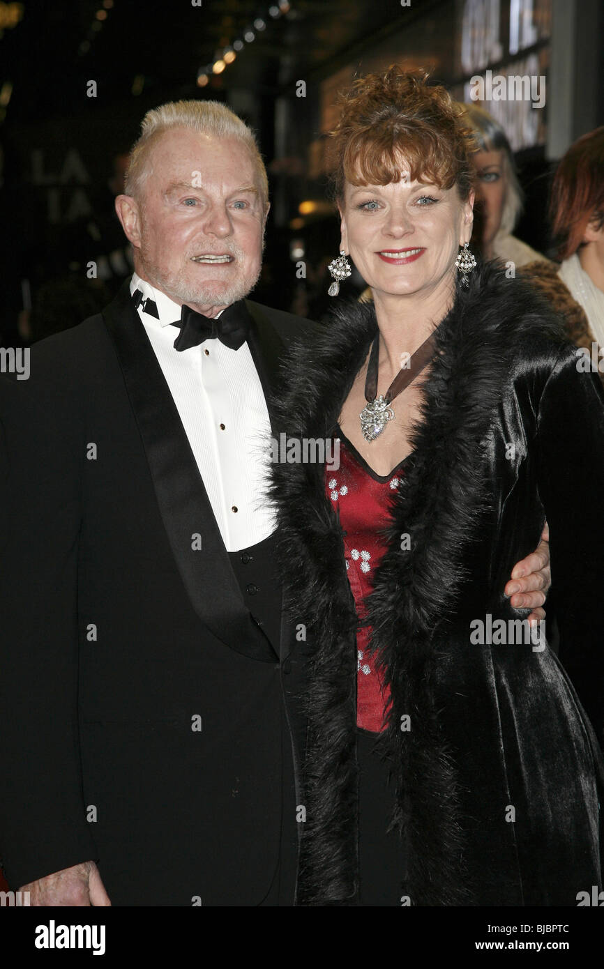 SIR DEREK JACOBI & SAMANTHA BOND A BUNCH OF AMATEURS FILM PREMIERE ...