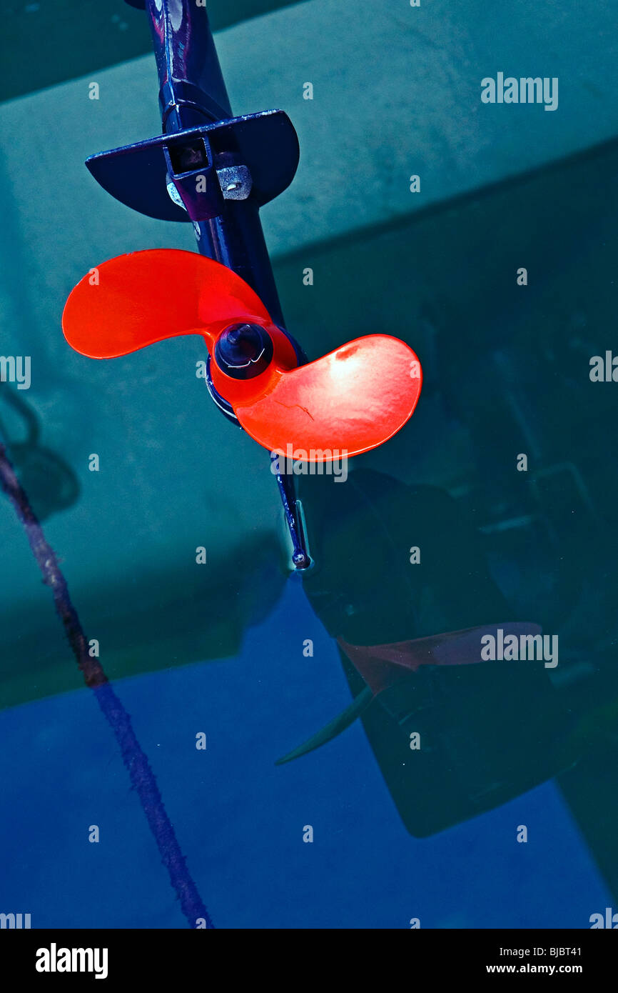 Propeller propulsion hi-res stock photography and images - Alamy