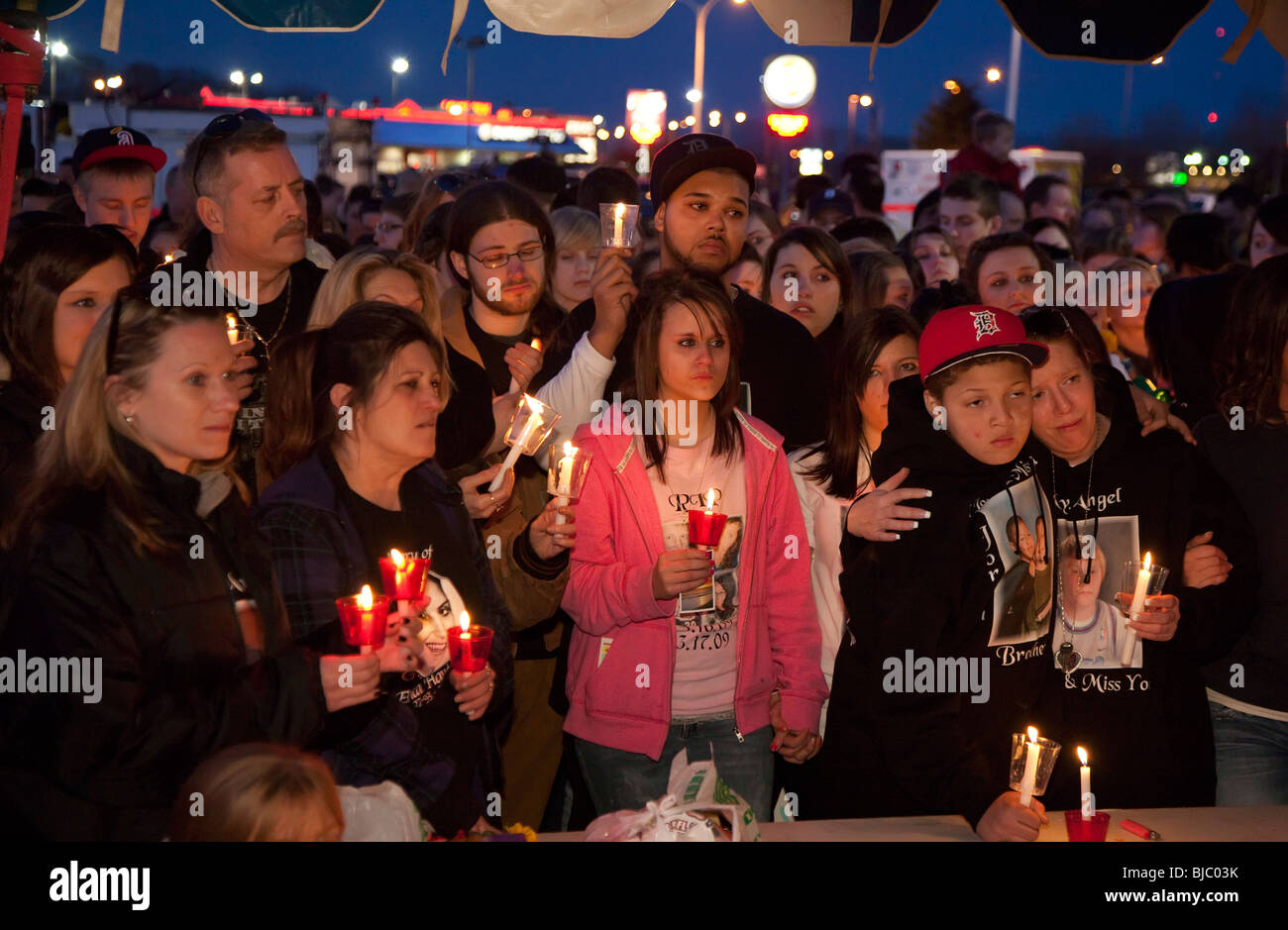 Drunk teenagers hi-res stock photography and images - Alamy