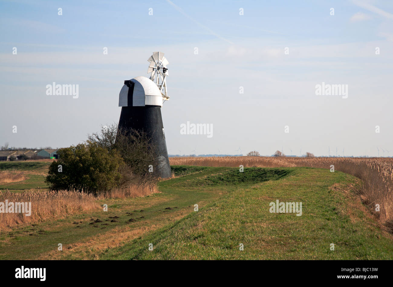 Runham North Drainage Mill by public footpath by the River Bure at ...
