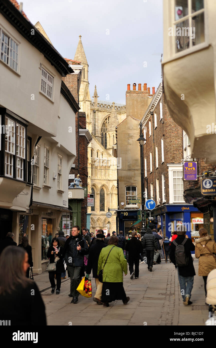 York Minster and tourists York North Yorkshire UK Stock Photo - Alamy