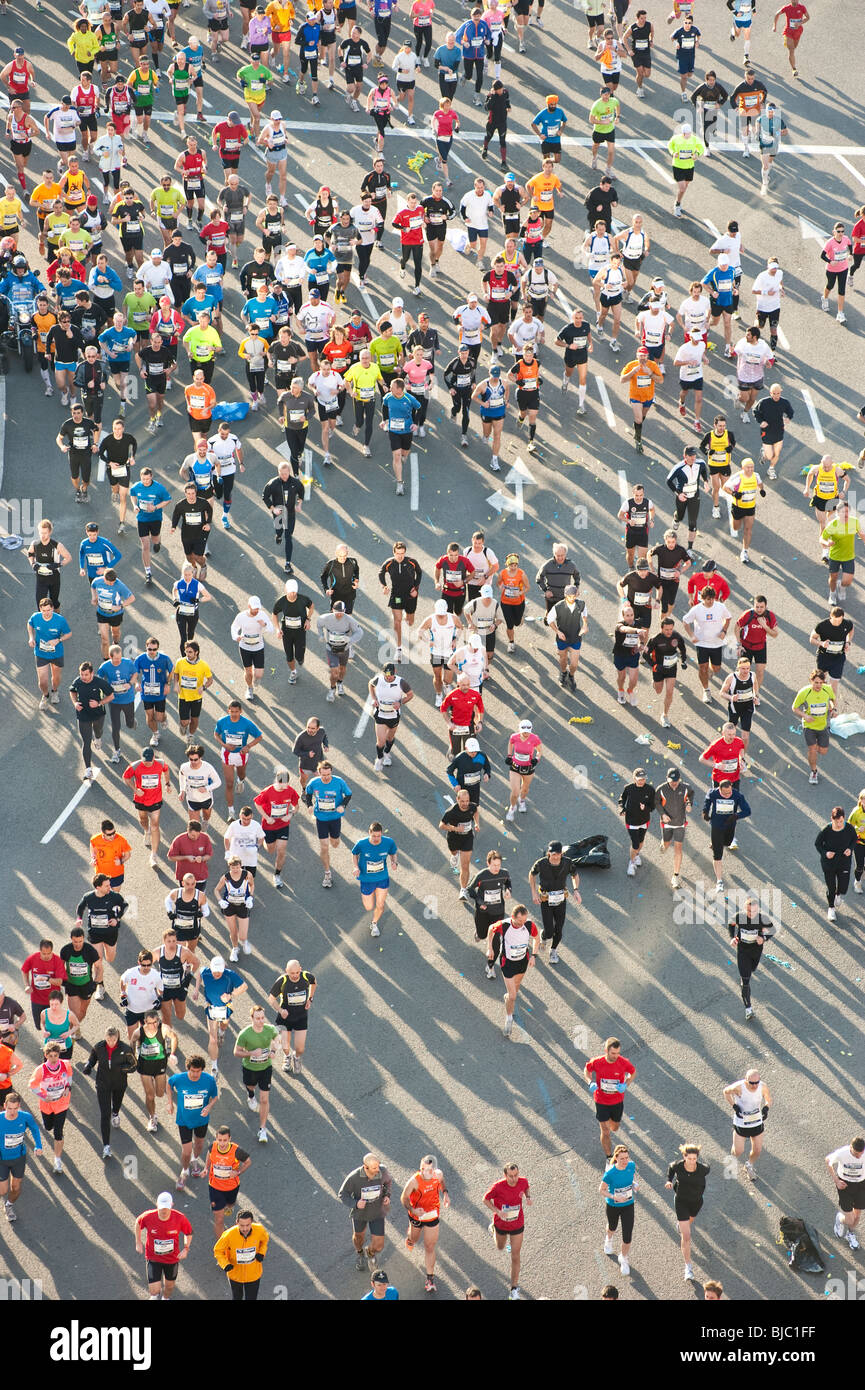 Participants at the Barcelona Marathon 2010 Stock Photo - Alamy