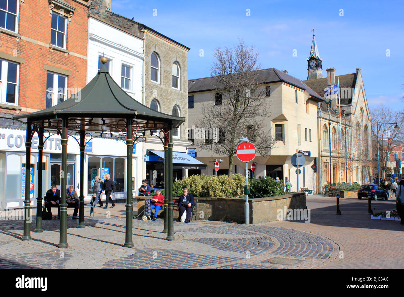 banbury town centre high street oxfordshire england uk gb Stock Photo ...