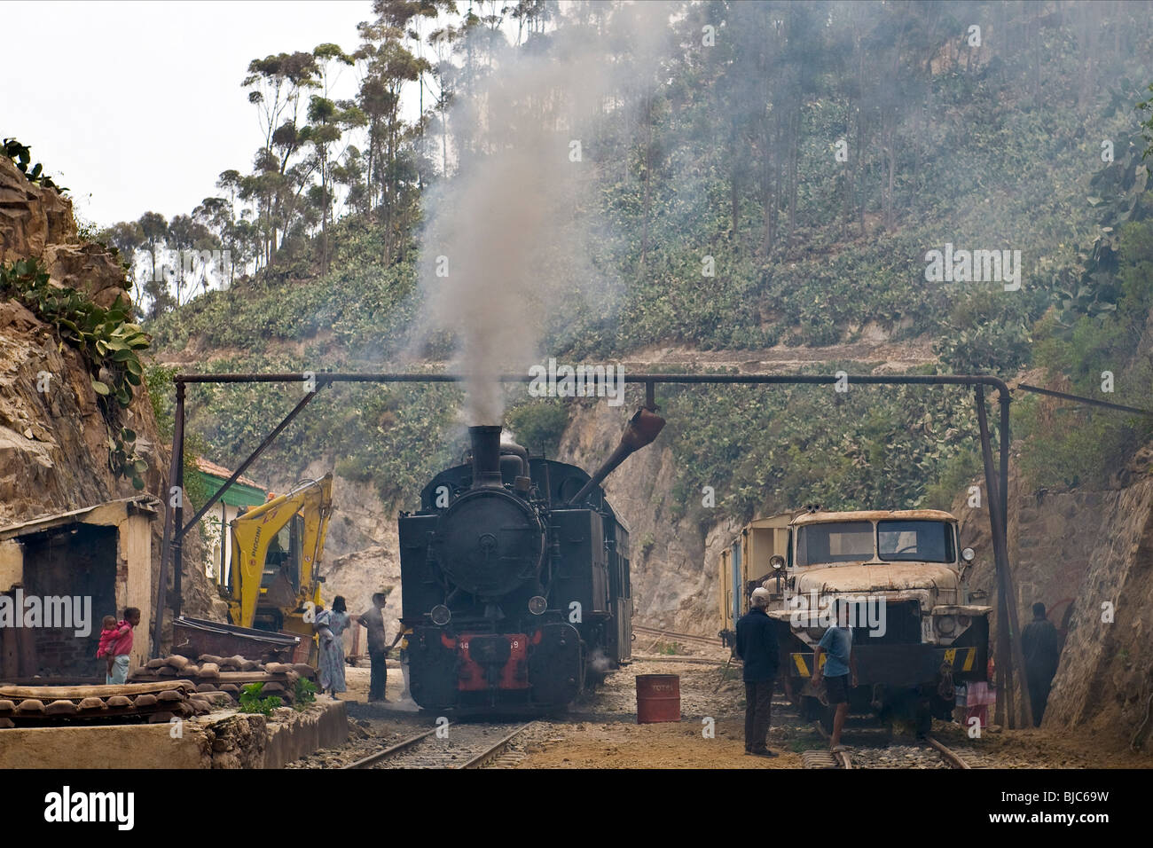 Eritrean railways, From Asmara to Massawa, Eritrea Stock Photo - Alamy